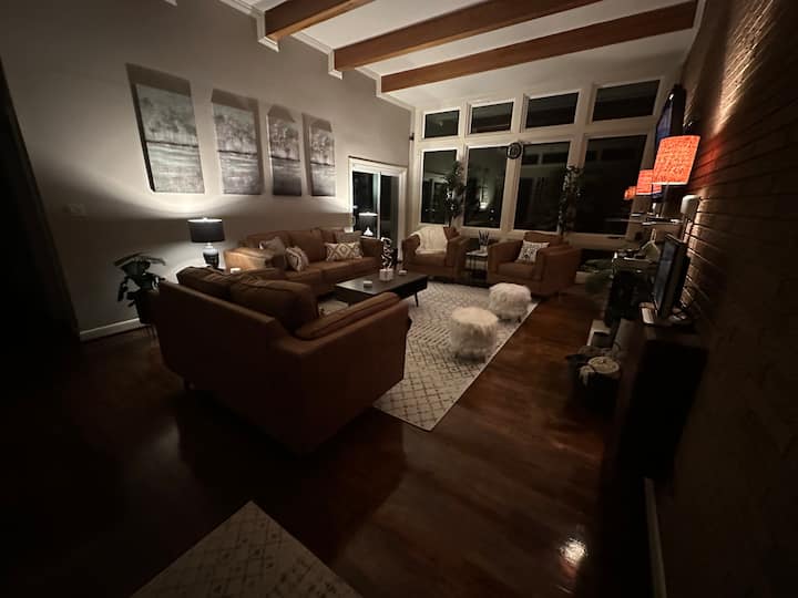 Mid-century Modern Luxury - Fayetteville, NC