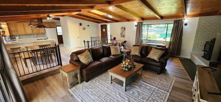 Applegate River Oasis - Rogue River, OR