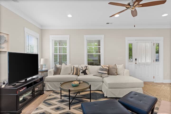 New 3 Bedroom 2.5 Bath Beach House - Oak Island, NC