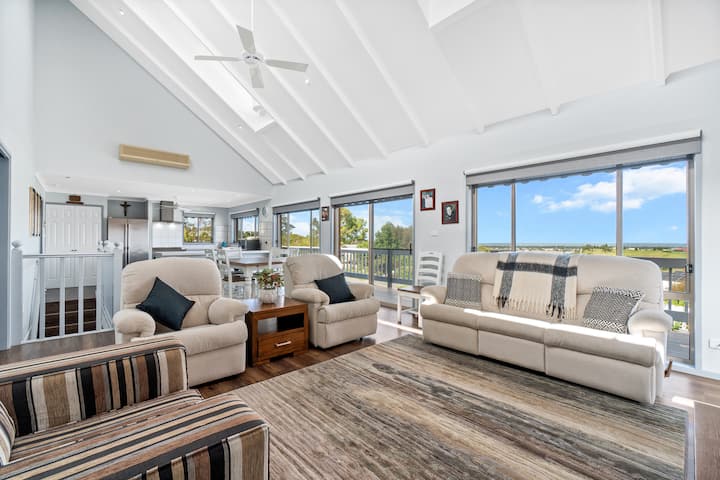 Sunset Retreat With Ocean And Lake Views - Lakes Entrance