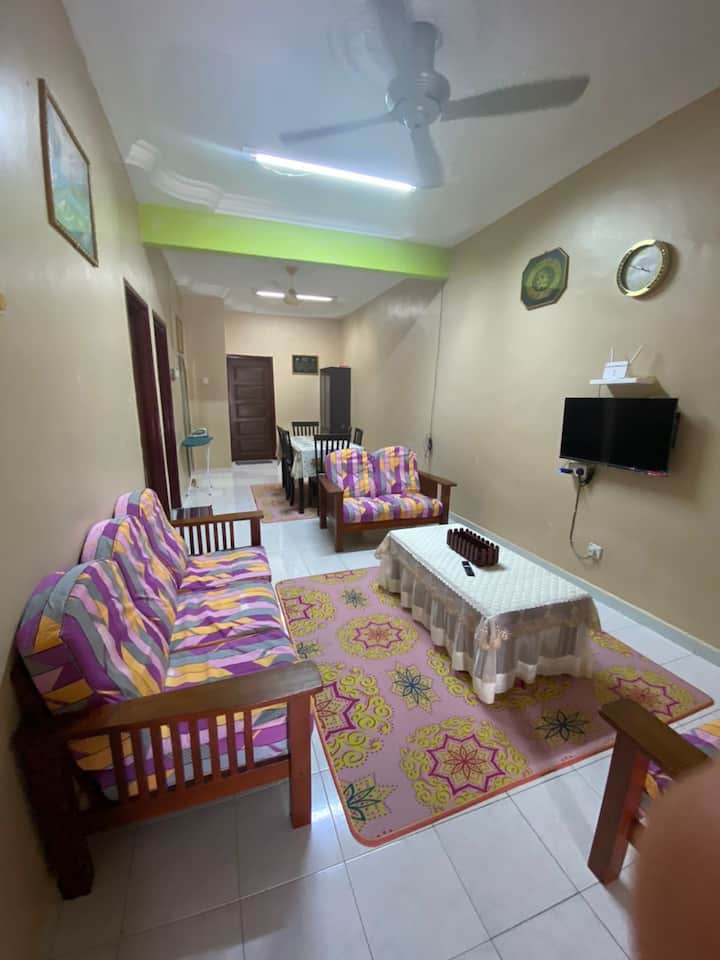 Amj Homestay Balik Pulau - Balik Pulau