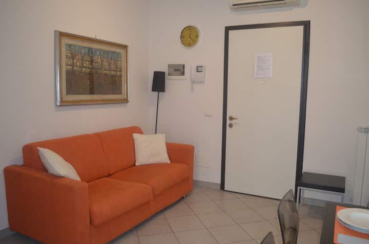 Bilocale A Firenze Confortevole - Florence
