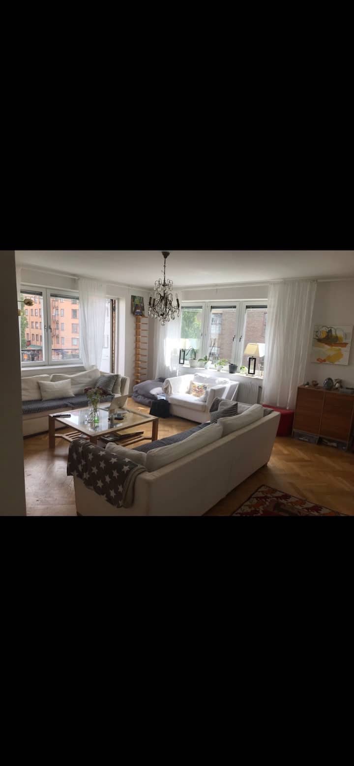 Fin 4a Centralt I Göteborg - Gothenburg