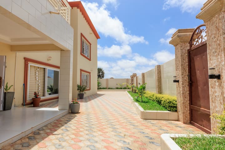 Comfort Haven Homes 5 Bedrooms - The Gambia