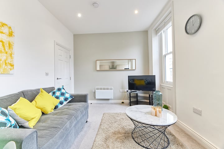 City Centre Boutique With Parking Herrington - Sunderland