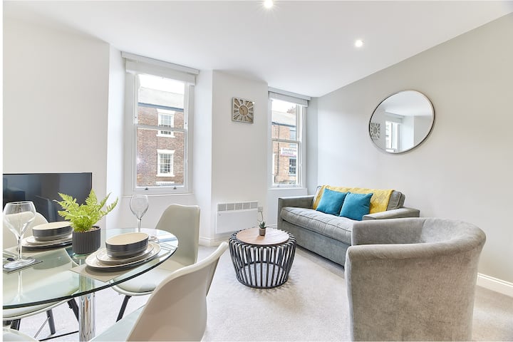 City Centre Boutique With Parking - Roker - Sunderland