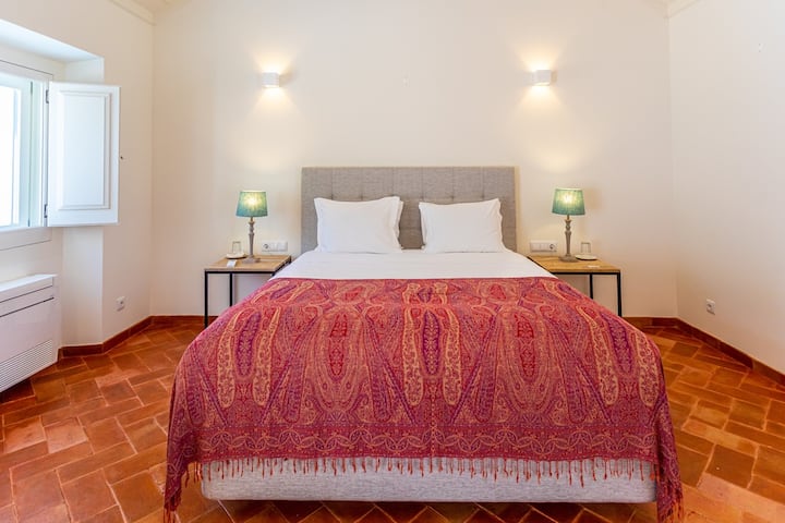 Pateo Suites Iv - Azeitão