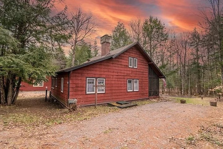 Saranac Lake Cozy Cottage, Lake Access "Lune" - Tupper Lake, NY