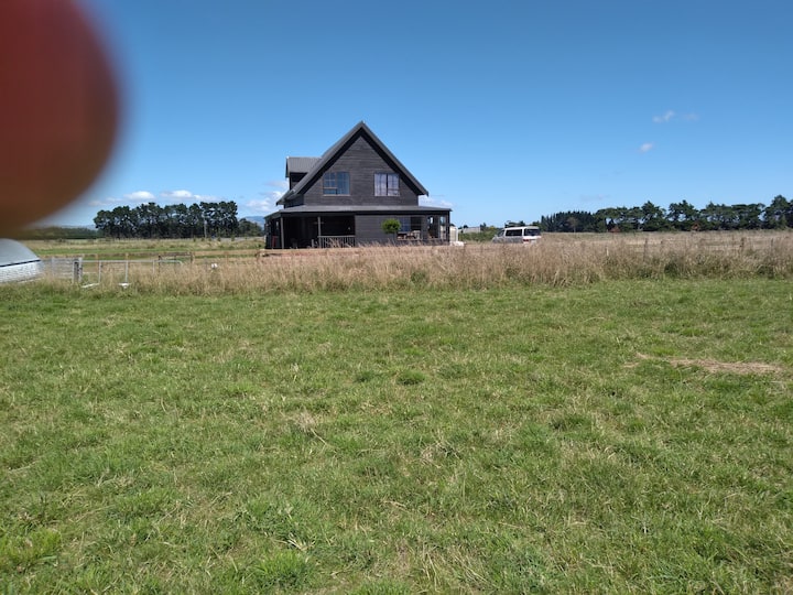Willow Park Retreat - Featherston