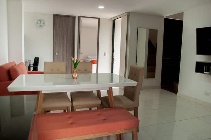 Espectacular Dúplex, Elegante Y Confortable - Medellín, Colombia