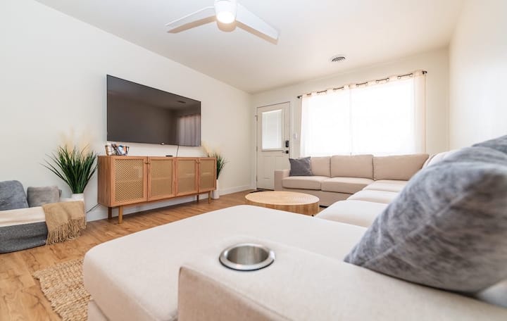 Newly Remodeled Family Friendly Home - Page, AZ