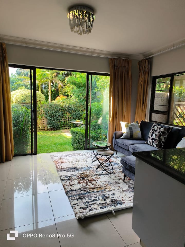 Leafylane Garden Guest House - Sandton