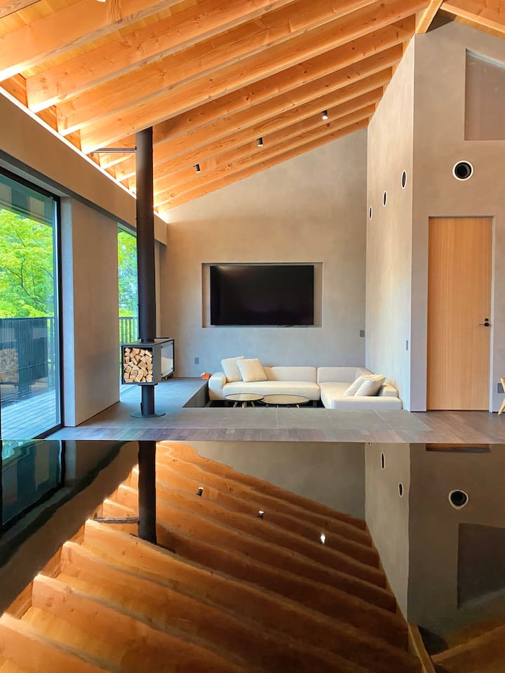 Sauna /Mons Gora Solis/350m²/ Semi-open-air Bath. - Hakone