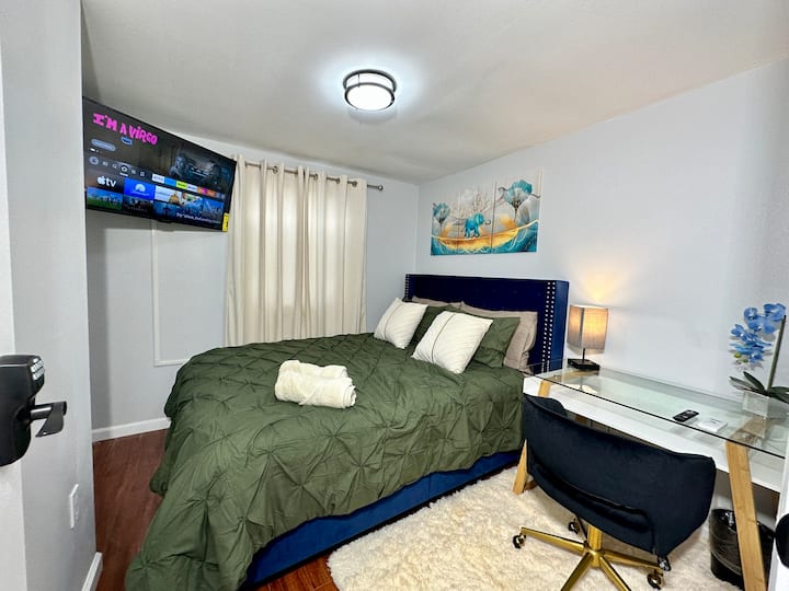 Hotel-style– No Host, Professionally Managed Id253 - Jersey City