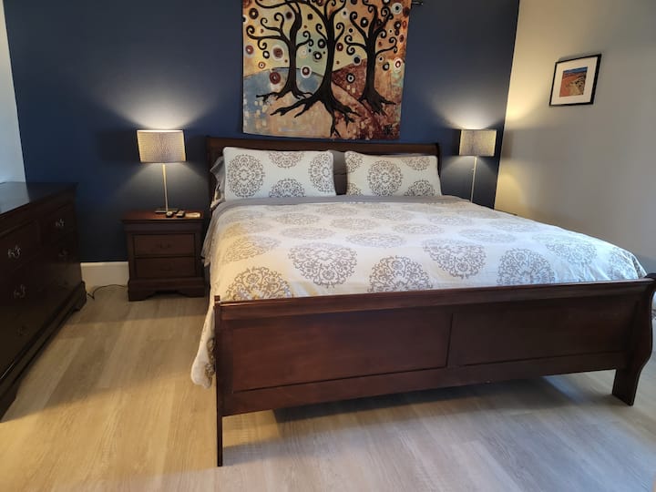 Close To Las Vegas Strip, 2 Bedroom Condo - Las Vegas Strip, NV