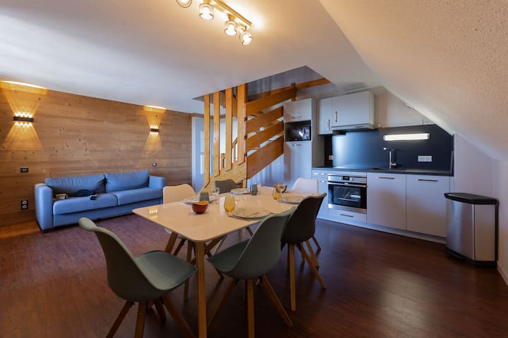 Magnifique Vue à Super-besse Logement Avec Piscine - Super-Besse