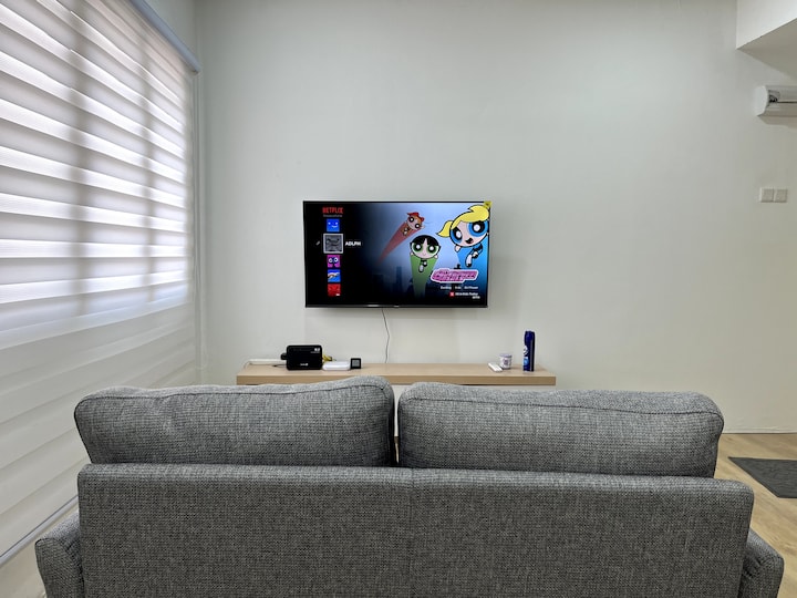 Entire Home - Muji Style Homestay (Car Optional) - Sungai Buloh