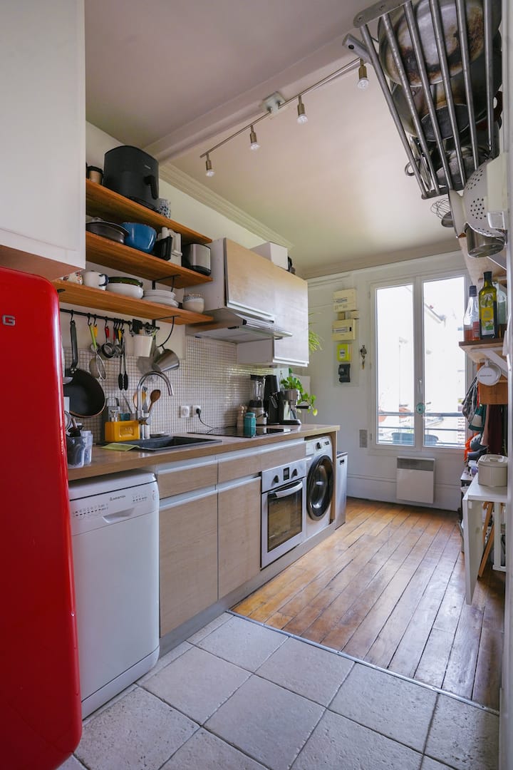 Charming Parisian Flat Near Montmartre - Paris