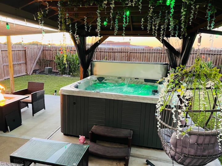 Relaxing  With Luxury  Hot Tub For Houston Trip - Richmond, TX