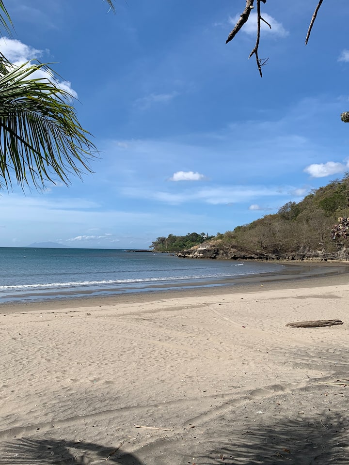 Monicatransient House 1 Min. Walk House To Beach - Nasugbu