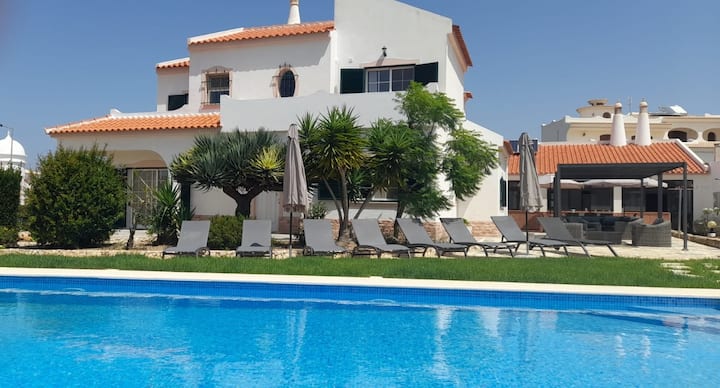 Villa Avec Piscine Privée Et Plage à Proximité - Alvor