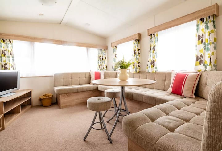 Six Berth Caravan On Seal Bay- Selsey, West Sands - Bracklesham Bay