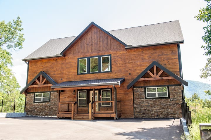 3400 Sq Ft-lux Cabin-pool Community- Views-theater - Townsend, TN
