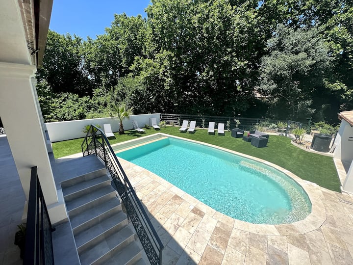 T3 Avec Terrasse + Piscine - Nîmes