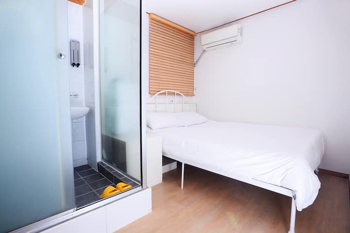 명동역 5분/all Stay Inn/queen Bed(2) - South Korea