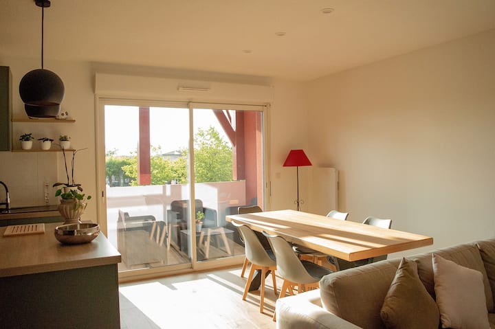 Joli Appartement T3 Plein Centre - Soustons
