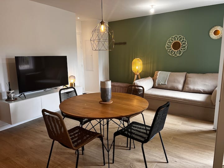 T2 De Qualité Au Coeur D’ajaccio, Parking Privé - ibis Styles Ajaccio Napoleon