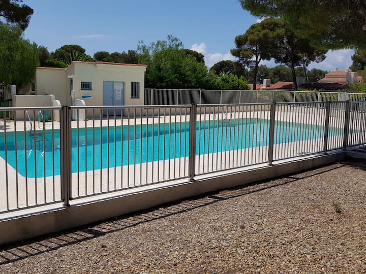 Les Issambres. Studio Vue Mer, Piscine. - Les Issambres