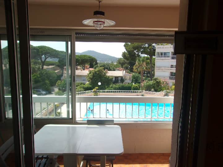 Appartement Au Port De Hyeres. - Hyères