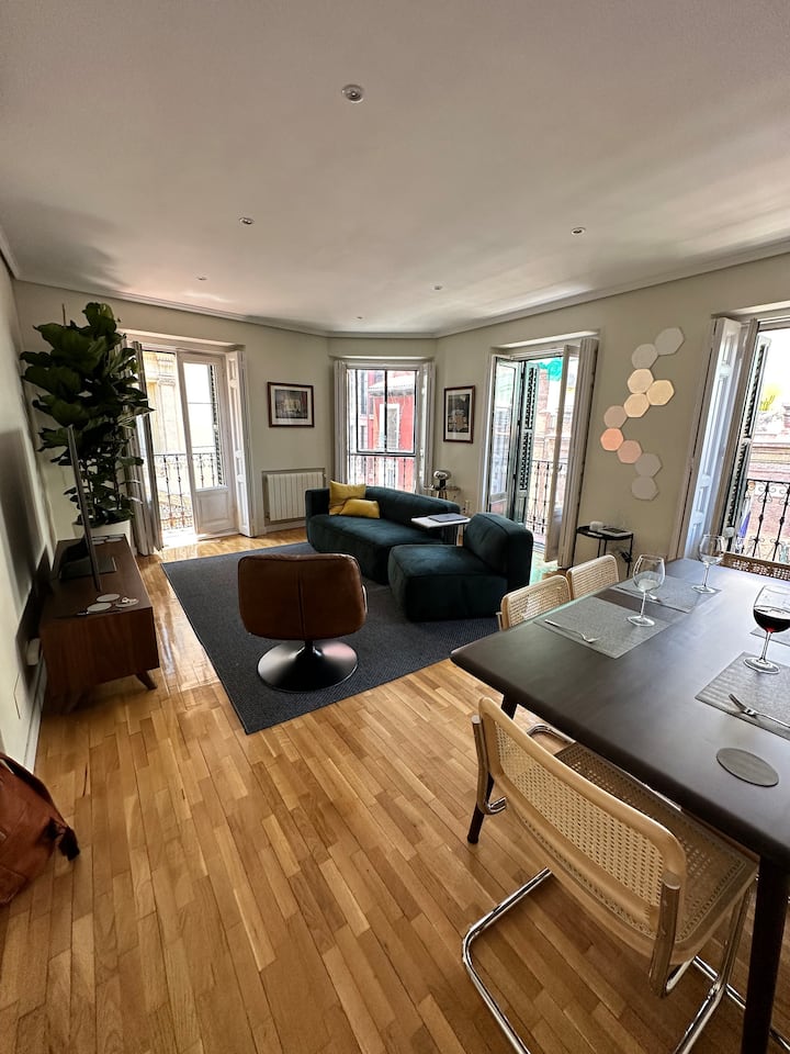 Madrid Centro - Stylish 2br Metro Gran Via - Madrid
