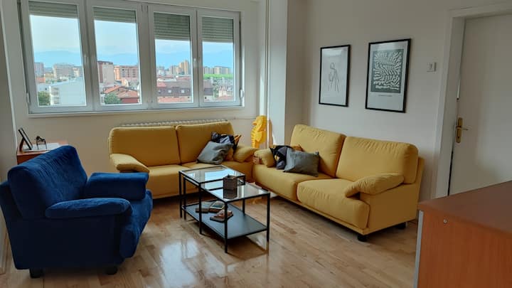 Spacious, Central, Free Parking - Skopje
