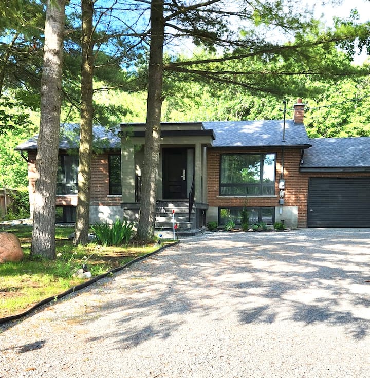 Whispering Pines Cottage - Ontario