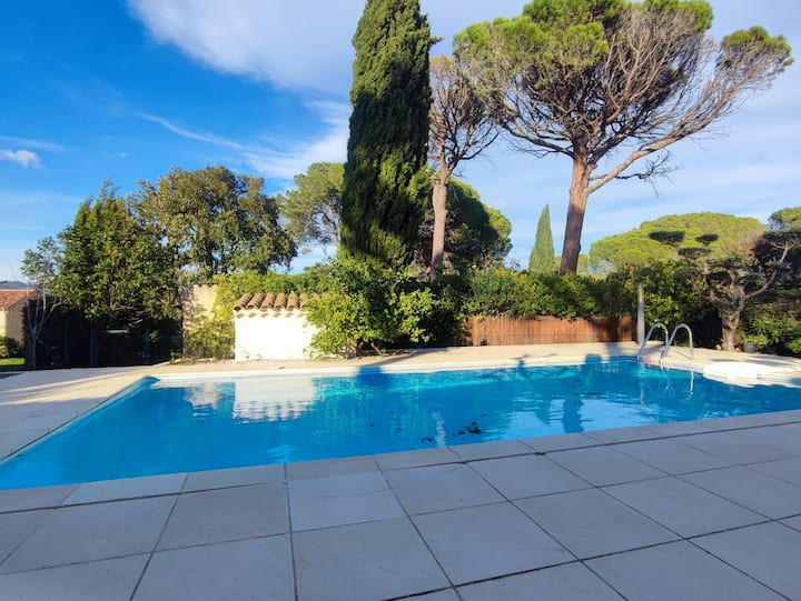 Villa Provençale à 10mn Des Plages De Sable - Fréjus