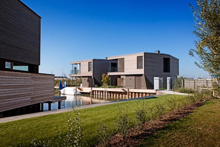 Getaway@thelake - Luxury Holiday Home At The Lake - Gols