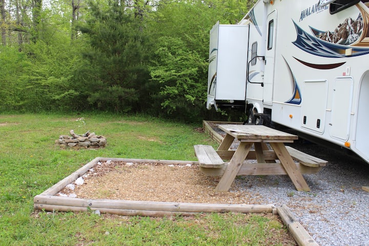 38 Foot Avalanche-5th Wheel · Rv - Mentone, AL
