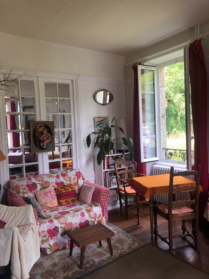 Une Chambre D’hôtes. - La Bourboule