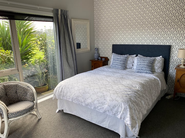 Garden Retreat - Masterton