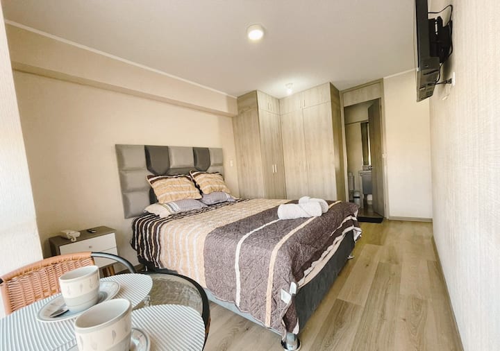 Habitación Privada Con Baño Privado Y Smart Tv - Lima