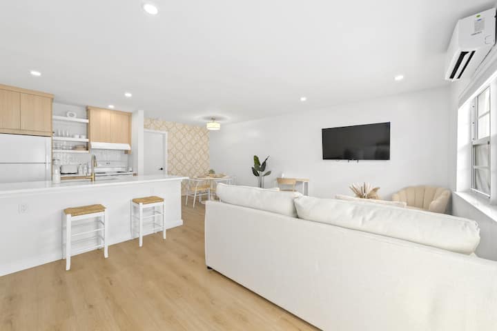 Magnifique Villa Près De La Plage! - Atlantis, FL