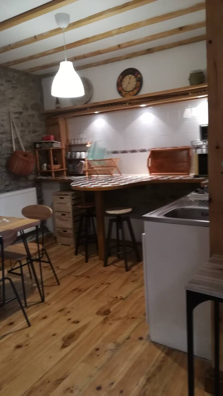 "Les Martinets" Pour  4 Pers Moins De 60€ La Nuit - Villefort