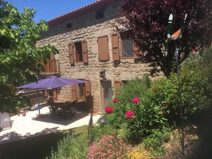 Chambres D'hôtes à La Campagne - Saugues