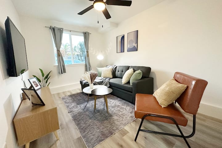 Molivu Homes 1br | New Build | Pet Friendly | W/d - San Jose, CA