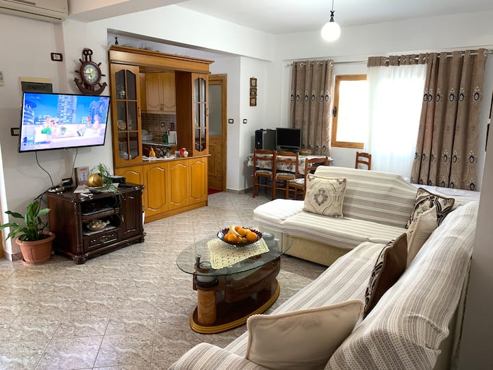 Albi’s Guesthouse Villa Ficus Tree Ksamil - Ksamil