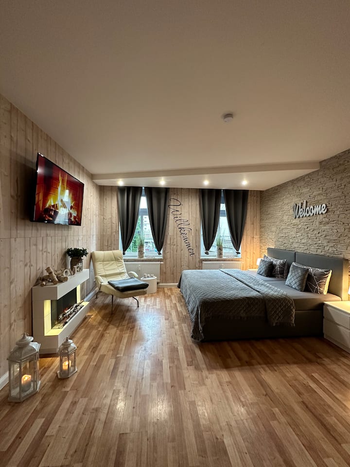 Stern Nr. 6.   2og Rechts Monteur Whg Für 6 Per. - Erfurt