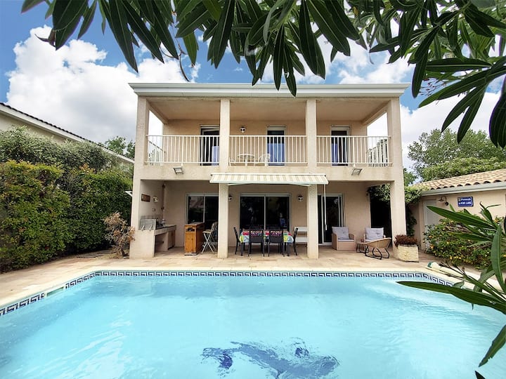Jolie Villa Climatisée Avec Piscine - Le Grau-du-Roi