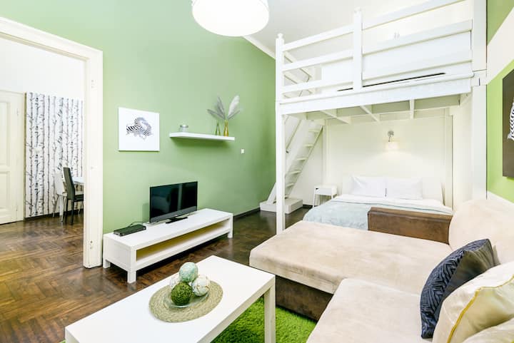 Ivory Apartment - With Super Fast Internet - Budapest